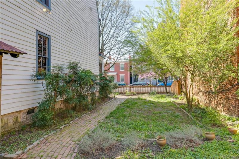 Such a cool house! Historic Billups House. Circa, 1855. Virginia. – The ...