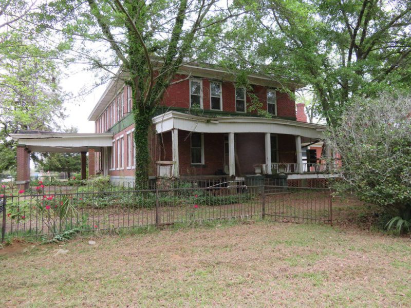Update! History of Ocilla, Georgia listing. $149,000 – The Old House Life