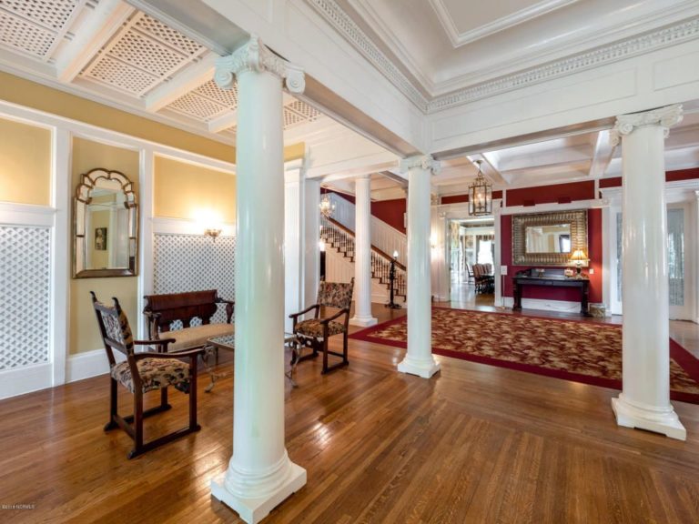 Whoa, stunning! Graystone Inn located in Wilmington, NC. Circa, 1905 ...