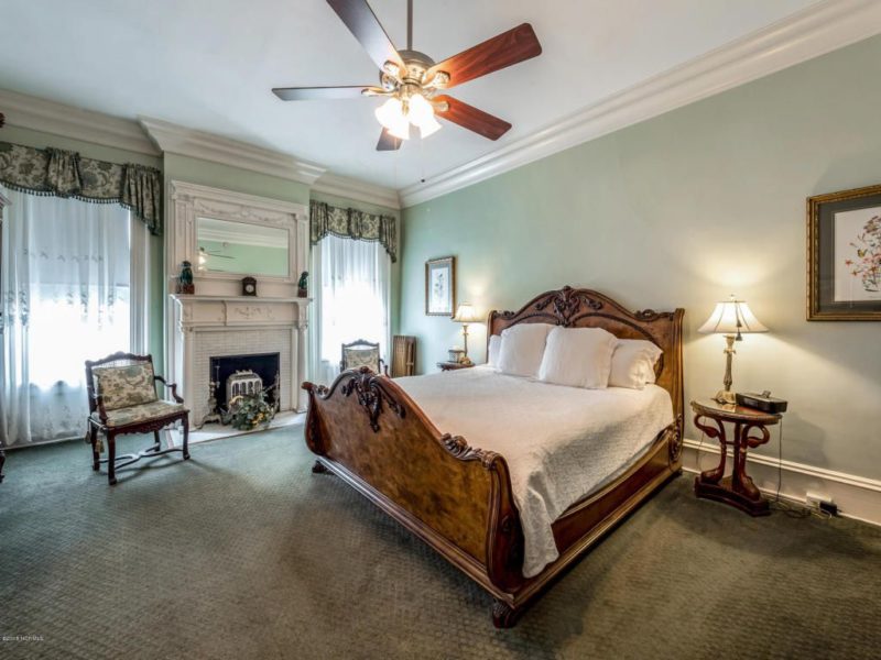 Whoa, stunning! Graystone Inn located in Wilmington, NC. Circa, 1905 ...