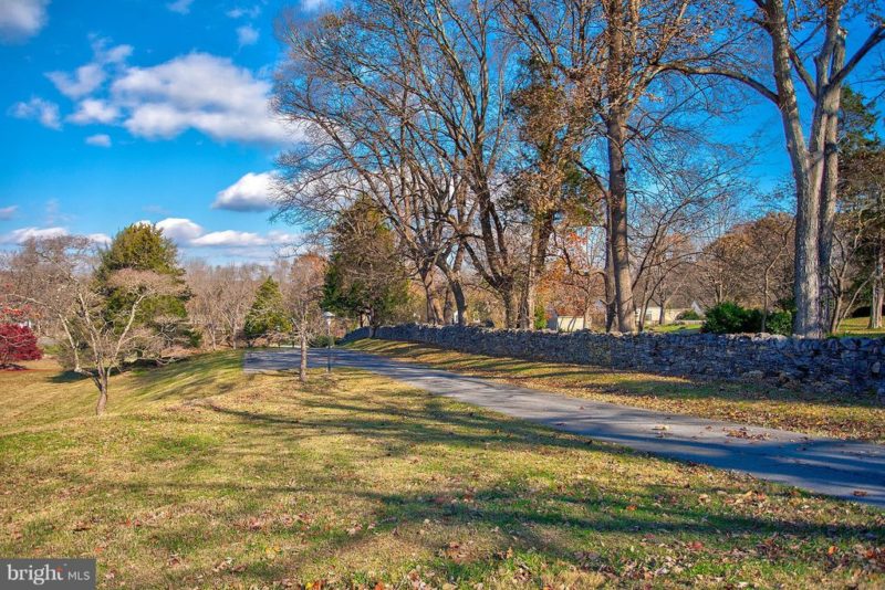 Absolutely stunning!!! Carter Hall, Circa 1797. On 87 acres in VA ...