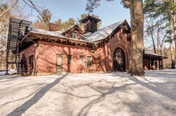 Thayer Estate Carriage House. Almost five acres in MA. $499,900 – The ...
