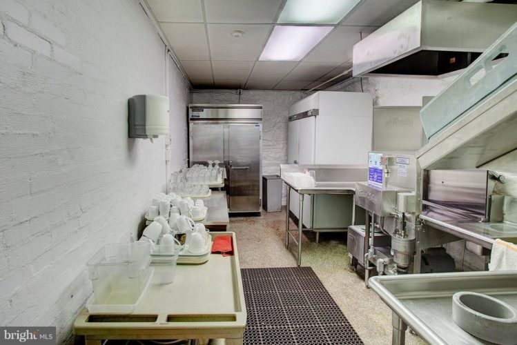 Absolutely stunning!!! Carter Hall, Circa 1797. On 87 acres in VA ...