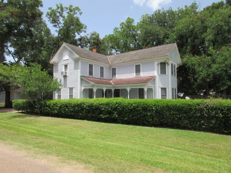 First house built in town! Circa 1907 in Texas. $169,000 – The Old ...
