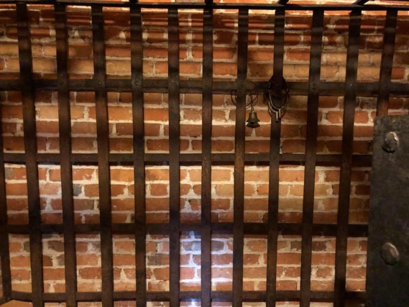 Beverly Hall, Circa 1810 and originally a bank. – The Old House Life