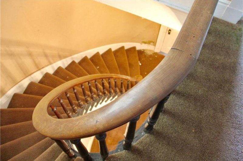 OMG! The stairs! The doorways! Circa 1850 in MO. $62,500! – The Old ...