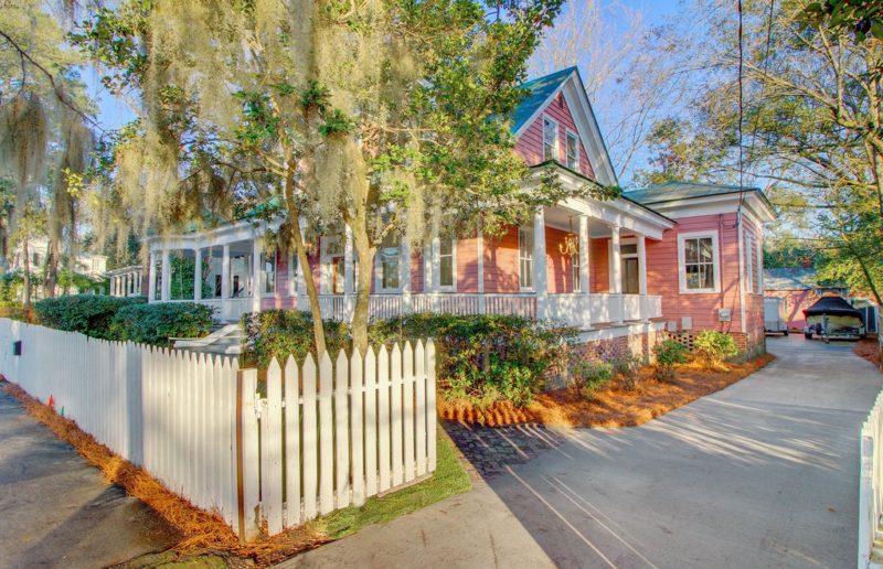 Love this! Historic Summerville, SC. Circa 1881. Has a pool! $574,900 ...