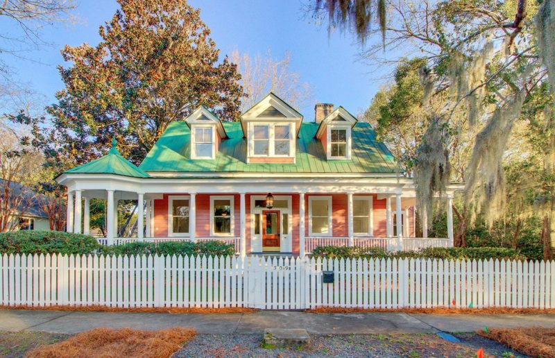 Love this! Historic Summerville, SC. Circa 1881. Has a pool! $574,900 ...