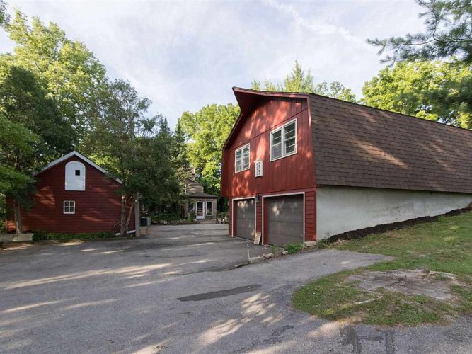 The yard is an oasis! Circa 1880 in Iowa. $498,000 – The Old House Life