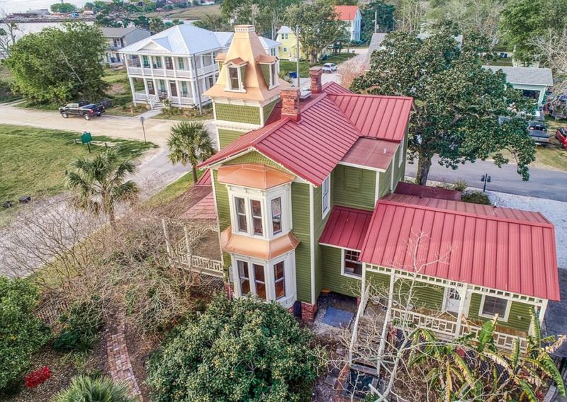 Off market. Pippi Longstocking House, Circa 1888. Fernandina Beach ...