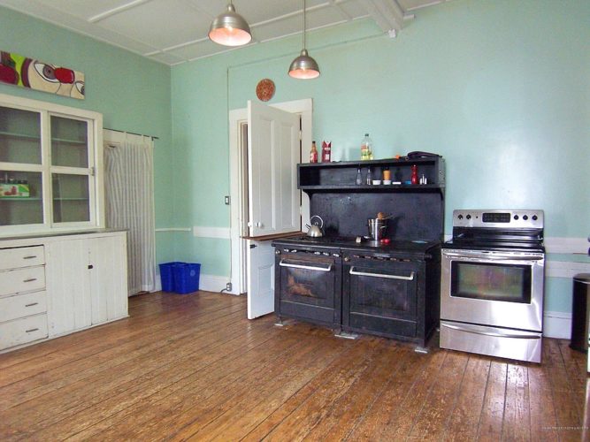 Seen on HGTV. Circa 1878 in Maine. $280,000 – The Old House Life
