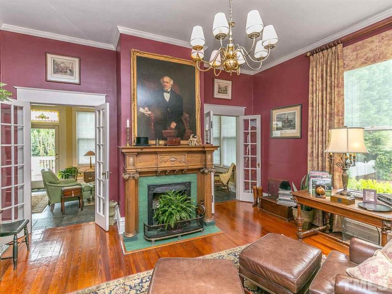 Robert Lassiter House, Circa 1908. One acre in NC with a guest ...