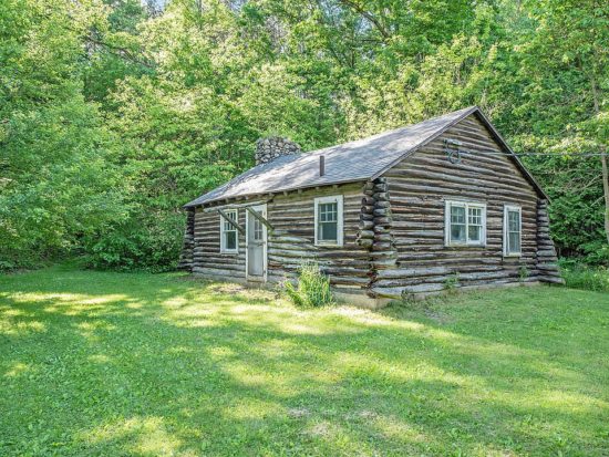 Like a fairytale! Over seven acres in Michigan with a guest house ...