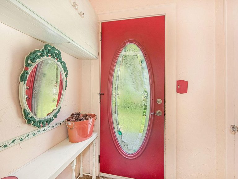 Like a fairytale! Over seven acres in Michigan with a guest house ...