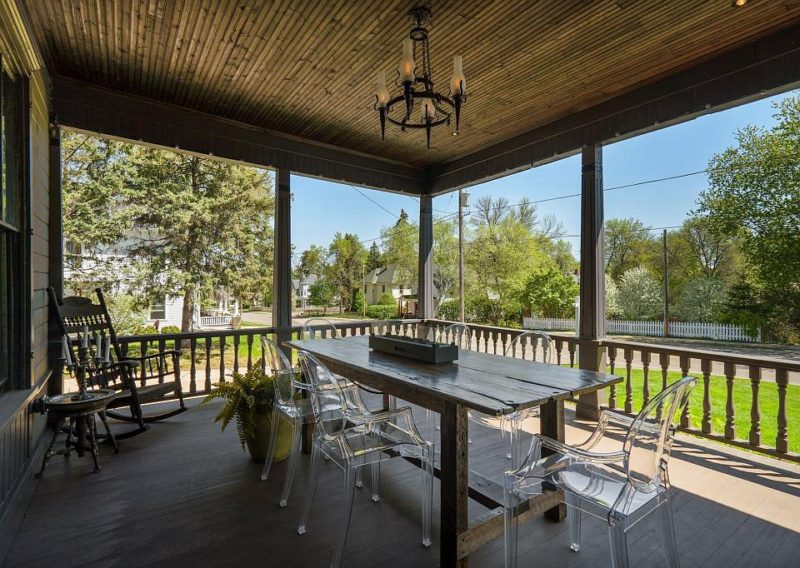 The Castle House, Circa 1872. Located in Minnesota. $799,000 – The Old ...