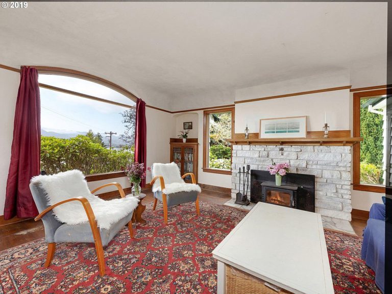 Bay views from this Oregon cottage. Circa 1933. $289,000 – The Old ...