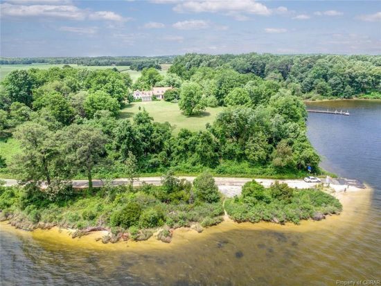 Dream property! Spring Hill Farm, Circa 1706. On 23 waterfront acres in ...