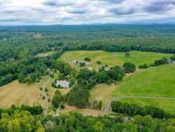 Tollgate Farm, Circa 1700’s. On 30 acres in Virginia. Has a guest ...