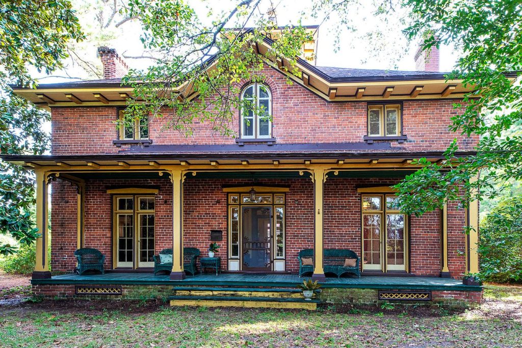 Amazing! The Coates House, Circa 1860. Almost six acres in North ...