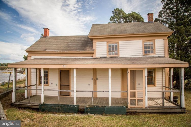 Off market. Waterfront on 18 acres in Maryland! Circa 1865. $199,900 ...