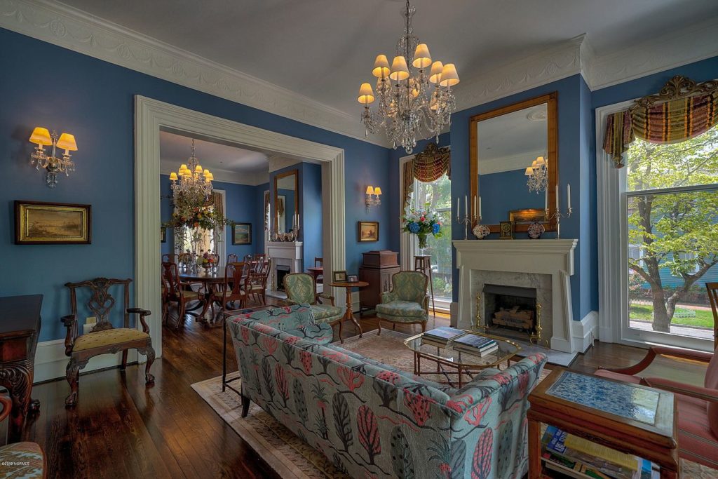 The Verandas Bed and Breakfast, Circa 1854. Benjamin Beery House in ...