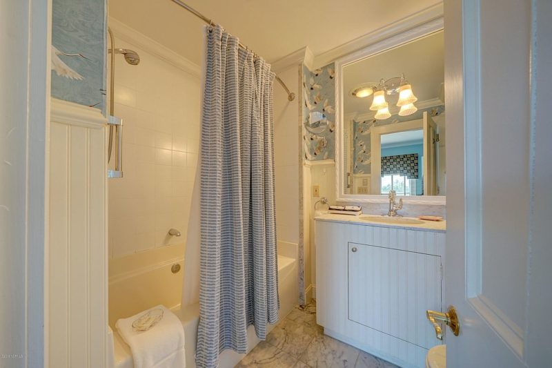 The Verandas Bed and Breakfast, Circa 1854. Benjamin Beery House in ...