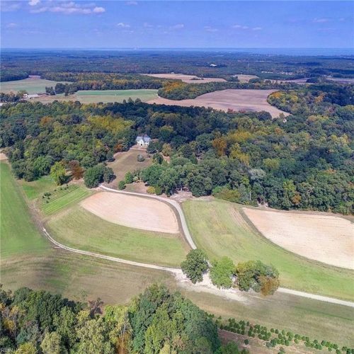 Beautiful! “Wirtland”, Circa 1850. On 112 acres in the Northern Neck of ...
