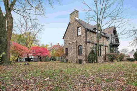 Sold. I want the library! The Rahr House, Circa 1863 in Wisconsin ...