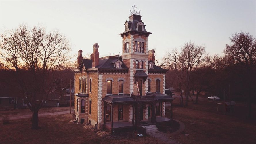 The Lebold Mansion, Circa 1880. One acre in Kansas. $429,069 – The Old ...