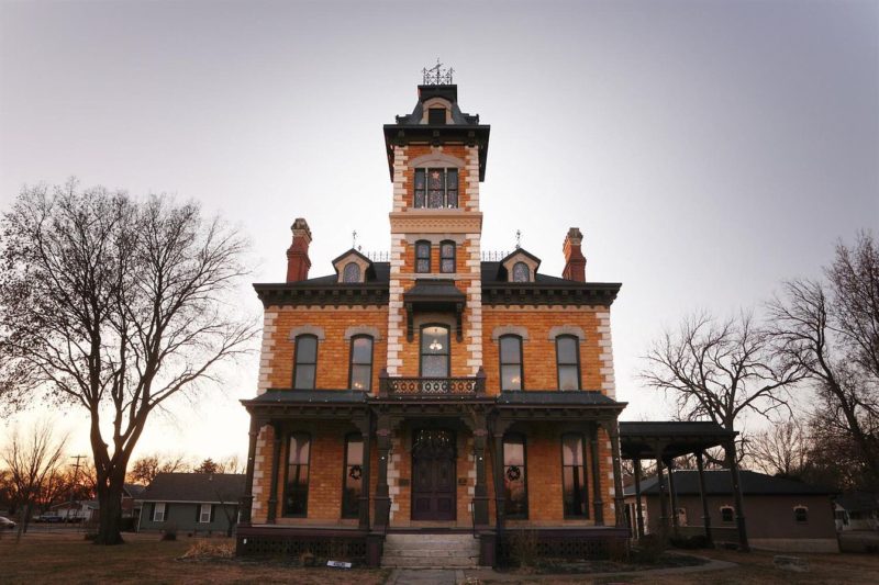 The Lebold Mansion, Circa 1880. One acre in Kansas. $429,069 – The Old ...