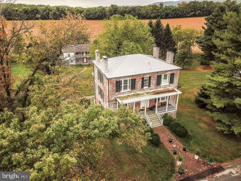 One of a kind property! Circa 1752 and 1850. On 160 acres in Maryland ...