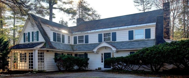 Look inside! The Pomeroy House, Circa 1928. On two acres in ...