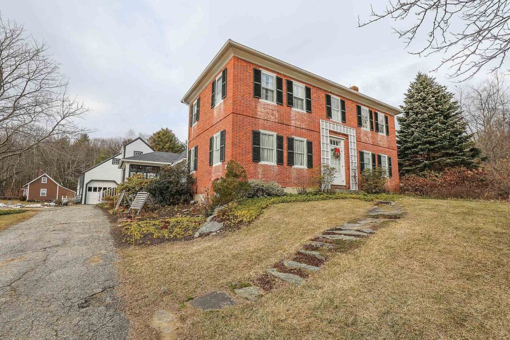 Historic Elm Farm, Circa 1767. On 48 acres in New Hampshire. That barn ...