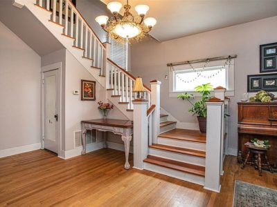 Off market. Love the screened in porch! Circa 1905 in Texas. $275,000 ...