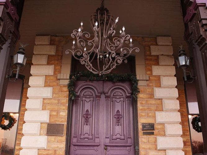 Price cut on the Lebold Mansion! Circa 1880. Almost one acre in Kansas ...