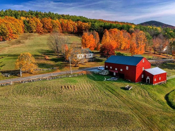 Perfection in New Hampshire! "Potter Hill Farm", Circa 1785. On 21 ...