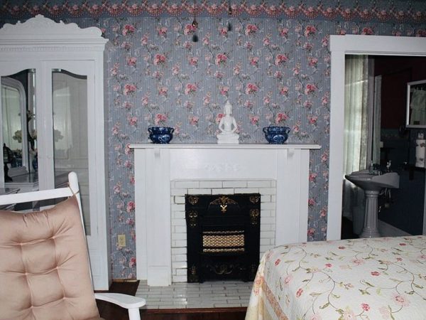 8 bedrooms-8 bathrooms! The Coney House, Circa 1886 in Mississippi ...