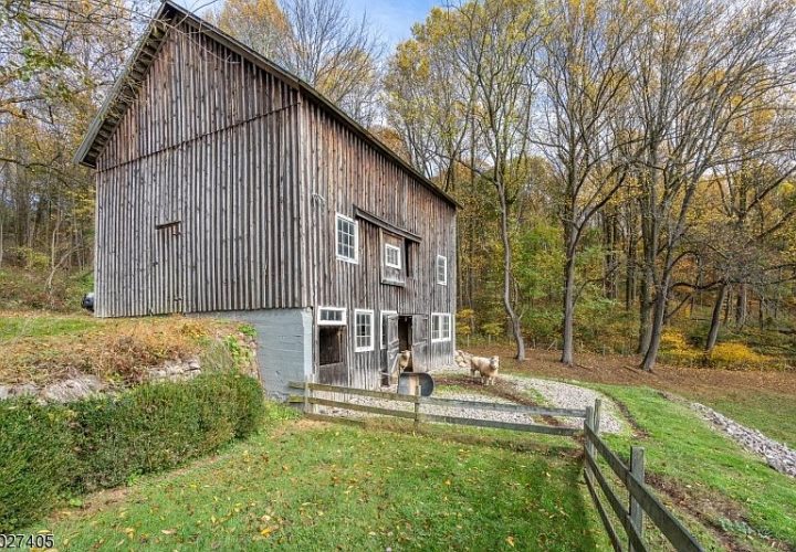 Sold. Great interior! The Woolf Farm, Circa 1800. On 22 acres in New ...