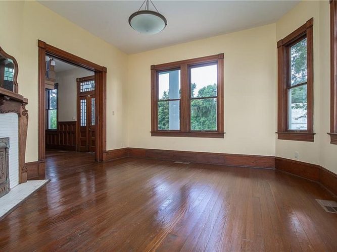 OMG! The woodwork! The Mayer Hirsch House, Circa 1909 in Louisiana ...