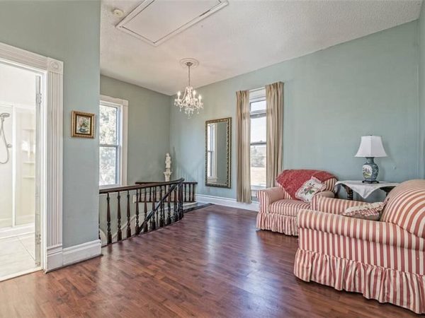 OMG, That staircase! Circa 1898 in Waco, Texas. $295,000 - The Old ...