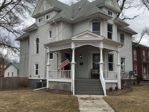 Interior surprised me! Circa 1894 in Illinois. $142,500 - The Old House ...