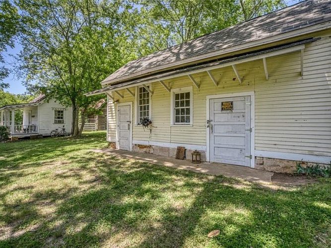 This is a stunner! The Davis House, Circa 1874. On 49 acres in Georgia ...