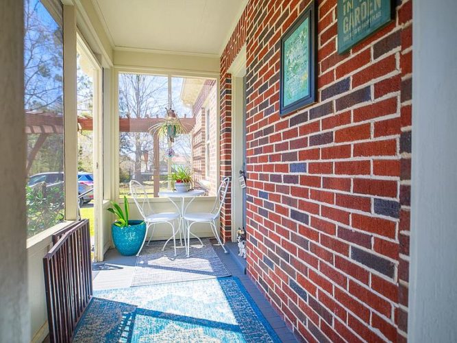 Love this! Has great curb appeal! The Wilkinson House, Circa 1937 in ...