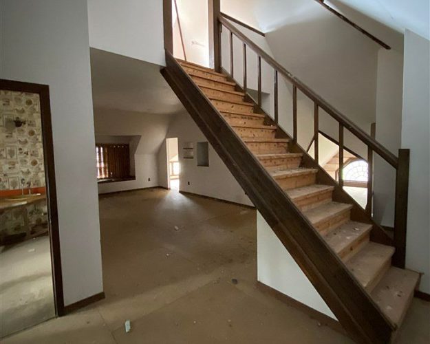 The William Sternberg House, Circa 1886. Over 5,000 SF in Kansas ...