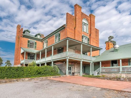 Mansion at Fort Chiswell, Circa 1839. On five acres in Virginia ...