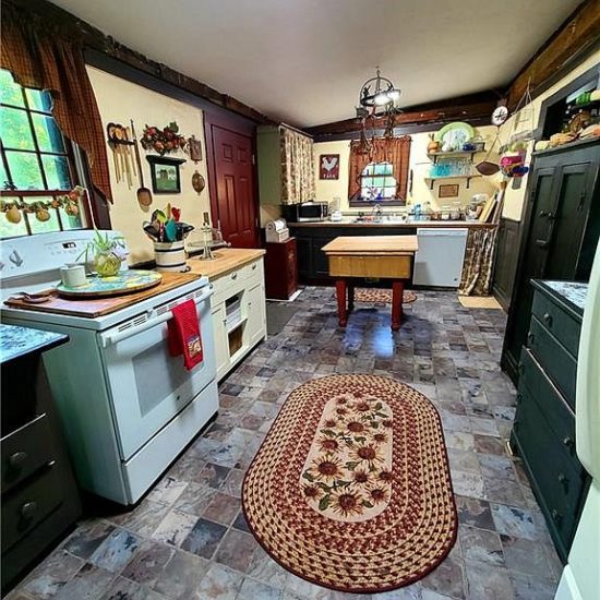 Built in 1795! Almost one acre in Connecticut. $289,900 - The Old House ...