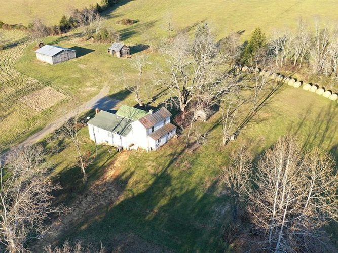 Sold. Family cemetery on property! On 36 acres in Virginia. Circa 1908 ...