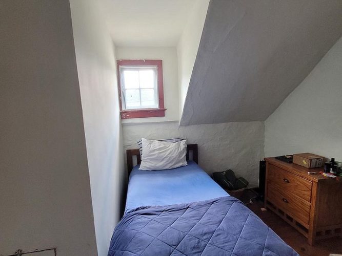 How about that stonework! The Penny House, Circa 1749 in Delaware ...