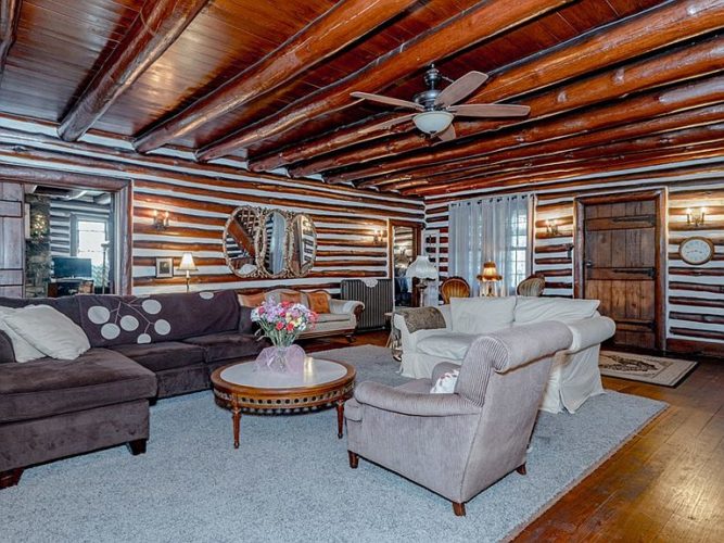 Log Home in North Carolina. Circa 1926. $375,000 – The Old House Life