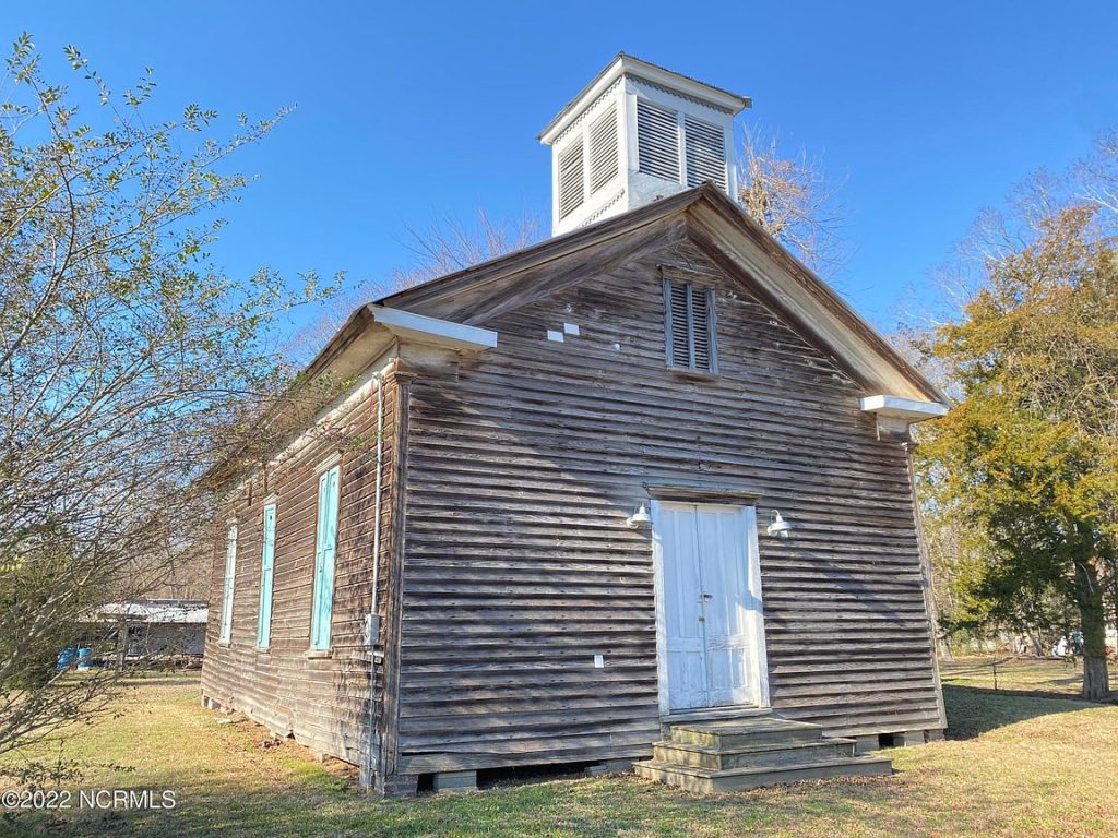 $17,000! Former church. Circa 1890 in Hamilton, North Carolina. – The ...